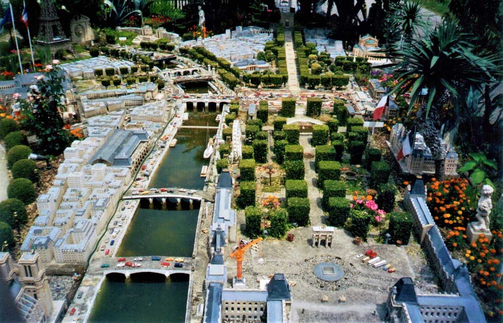 Le Petit-Paris, Paris Miniature - Parc à Thèmes à Vaïssac - Guide Tarn ...